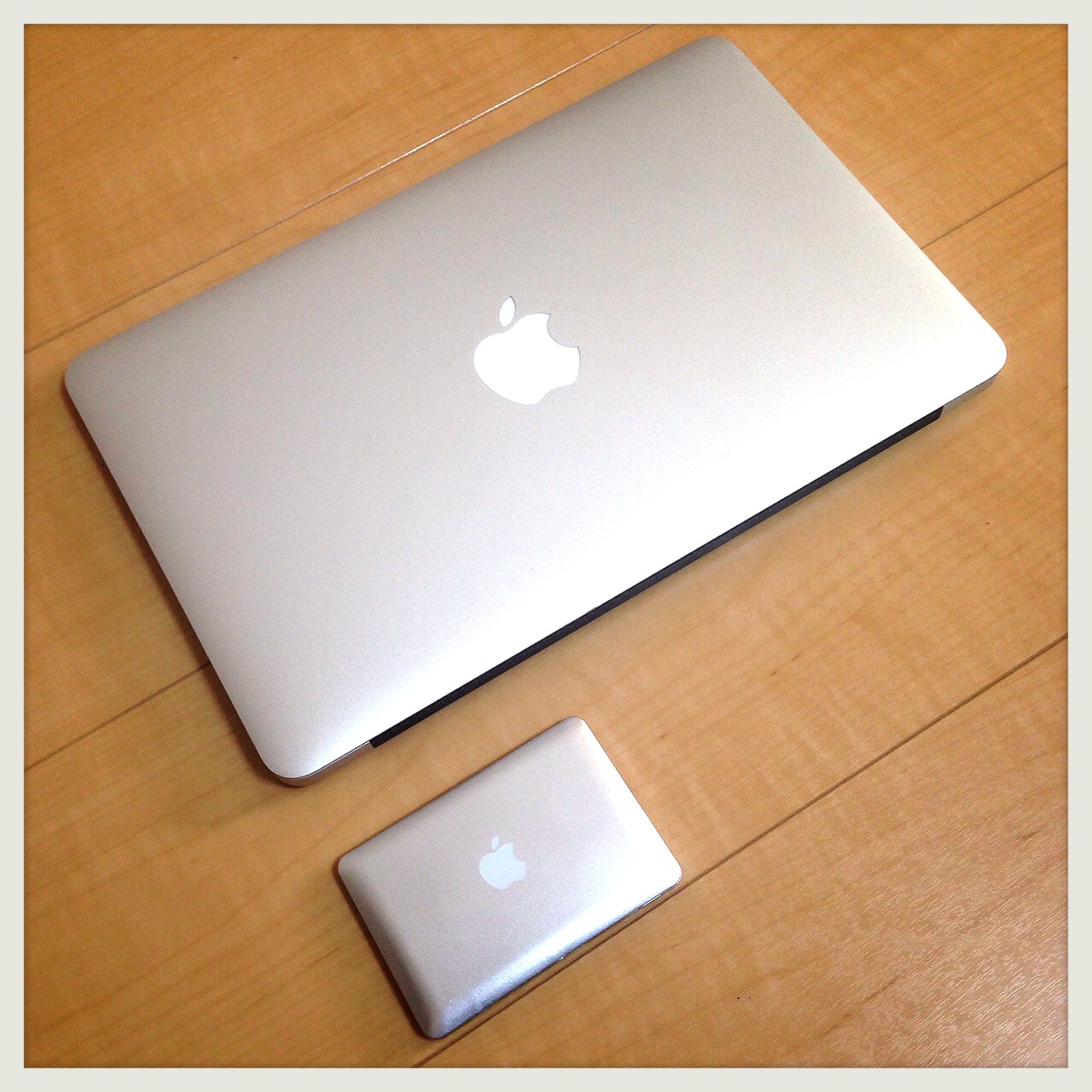 【新型Mac!?】噂の『MirrorBook Air』を比較しMAX